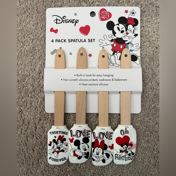 Disney | Kitchen | Disney Mickey And Minnie Love Spatula Set Red Black ...